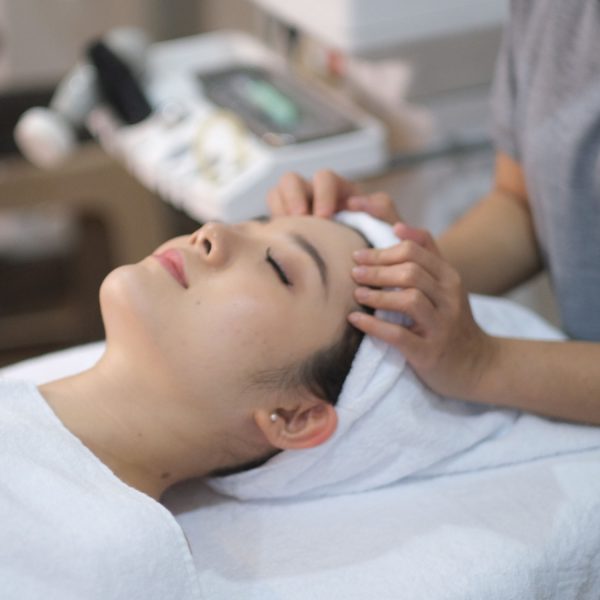 Totok Aura – Anata Salon – Bandung Most Popular Hair, Beauty & Skin Care.